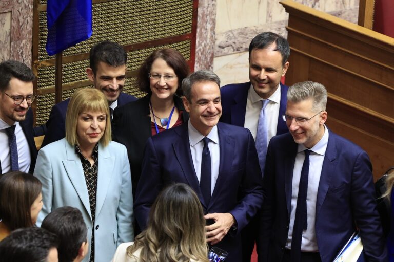 Νόμος του κράτους η ισότητα στον πολιτικό γάμο με 176 «ναι ...